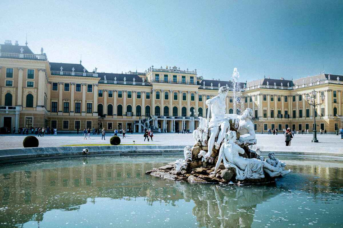 Visit Vienna: The Ultimate Travel Guide for First-Time Visitors